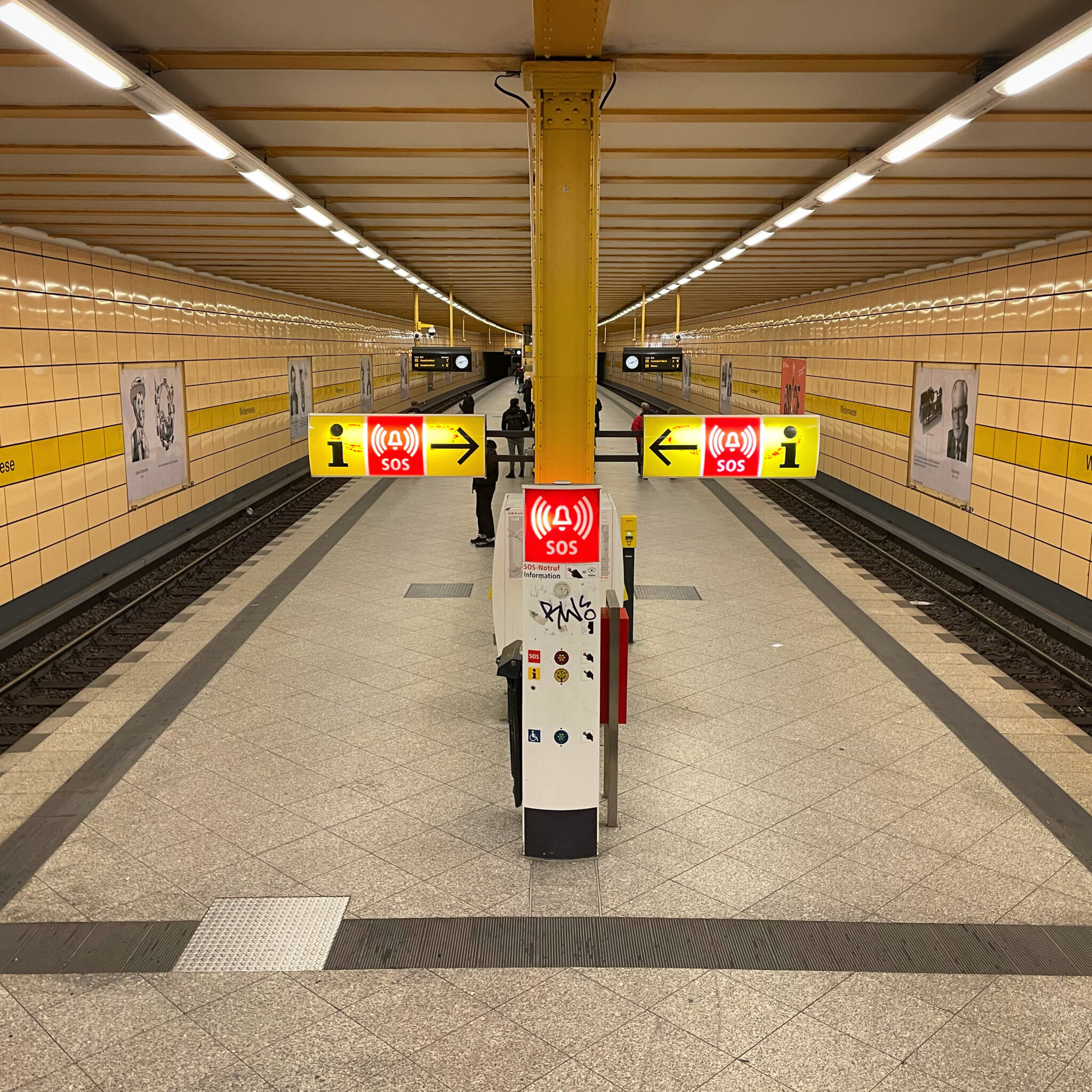 U5 UBahn Station Weberwiese Berlin Friedrichshain - nuBerlin