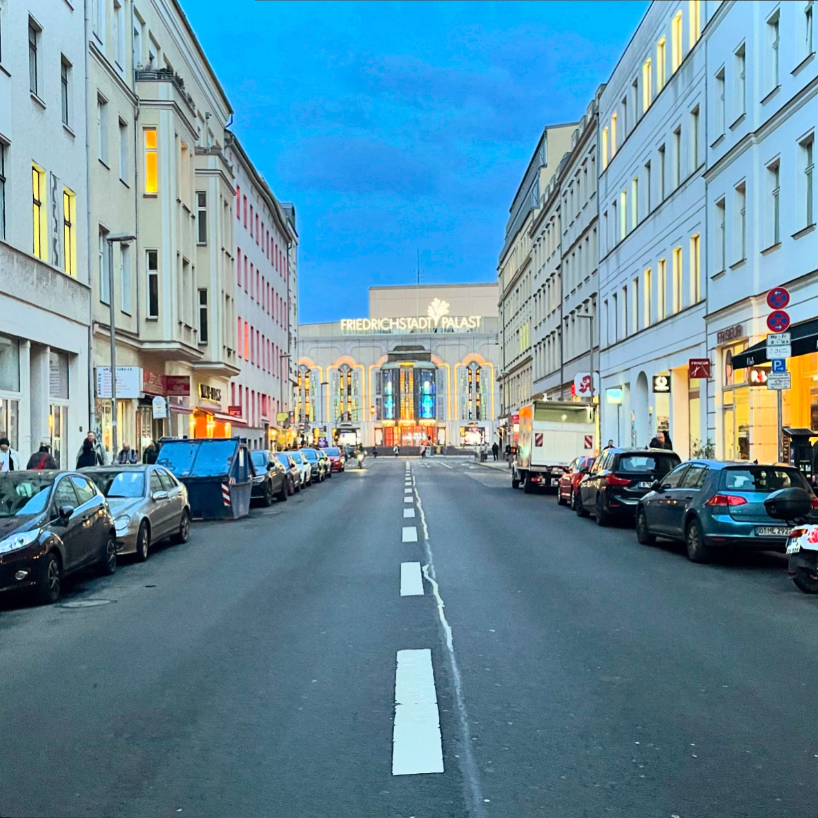 Friedrichstadt Palast November - nuBerlin